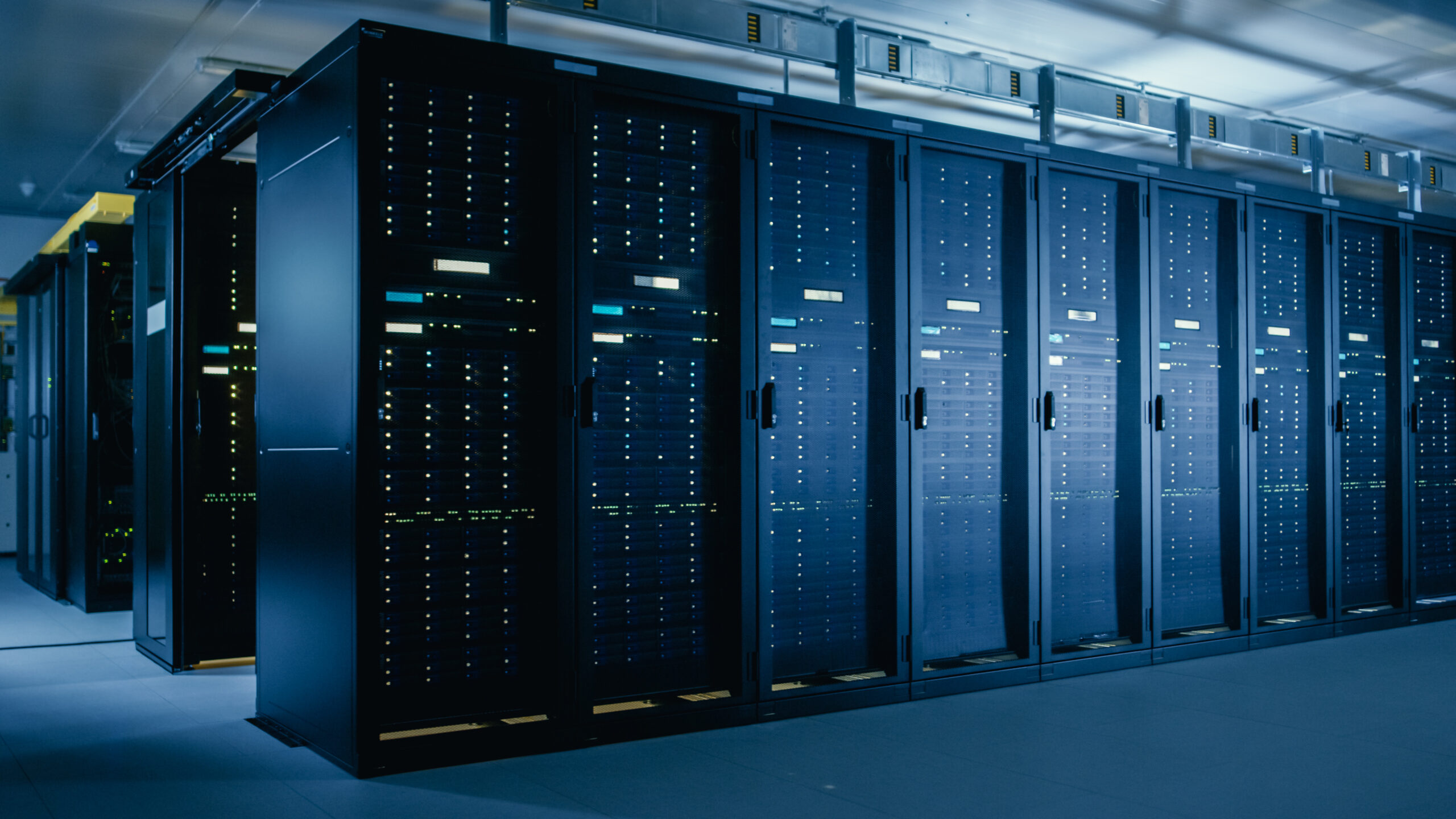 Energy-Efficient Technologies for Tomorrow's Data Centres